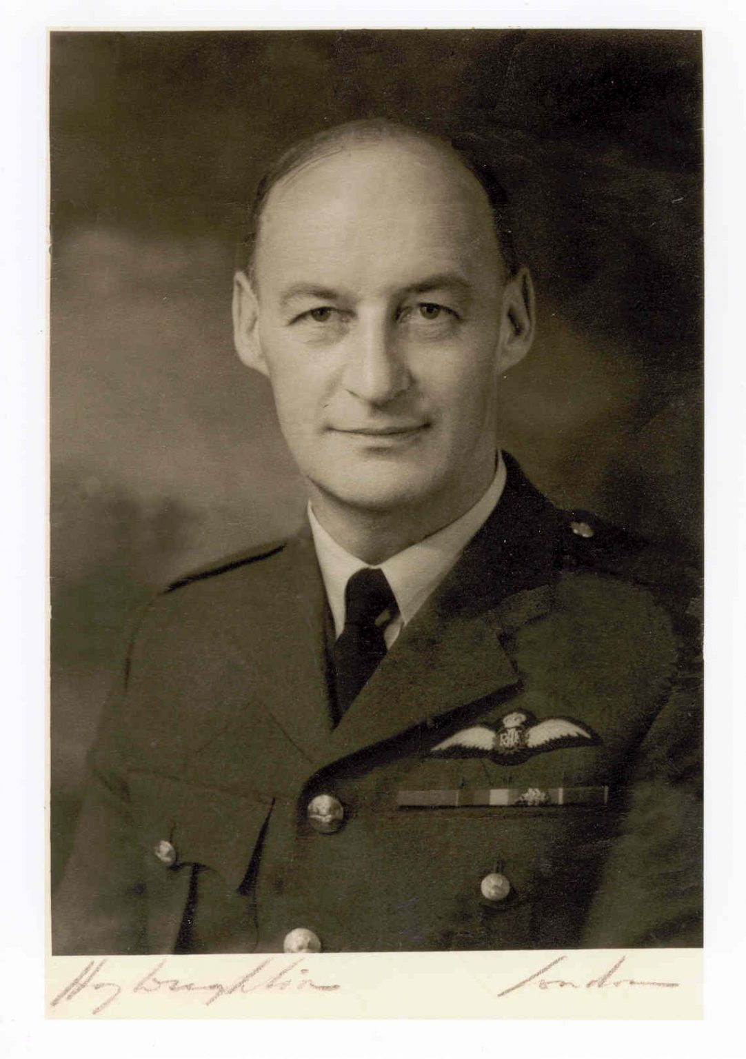 Charles Lockett: RAF pilot taken prisoner during the Battle of France ...